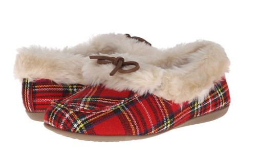 5 Cozy Slippers You’ll Love! - The Three Tomatoes