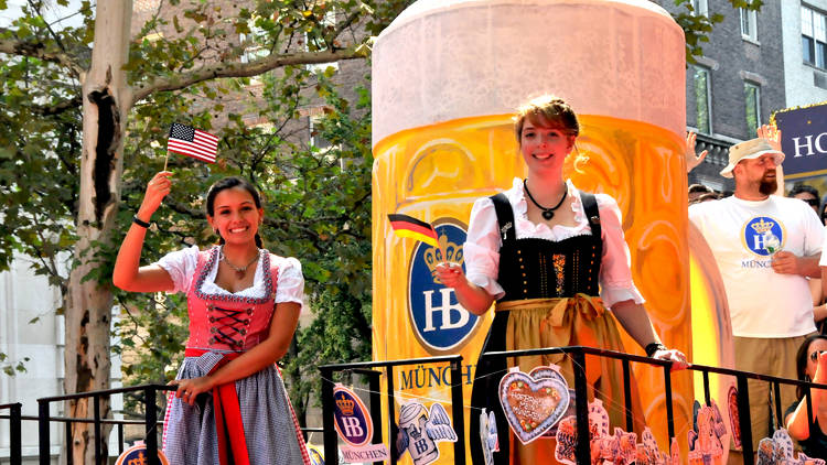 NYC Life: Oktoberfest, Designer Sales, Cocktail Parties and Tours - The ...