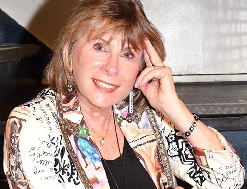 Mrs. McThing...Behind the Scenes - The Three Tomatoes